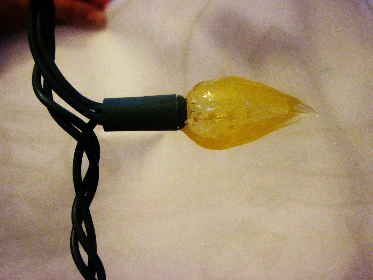 #AtHomeWithNicole: DIY Silicone lights