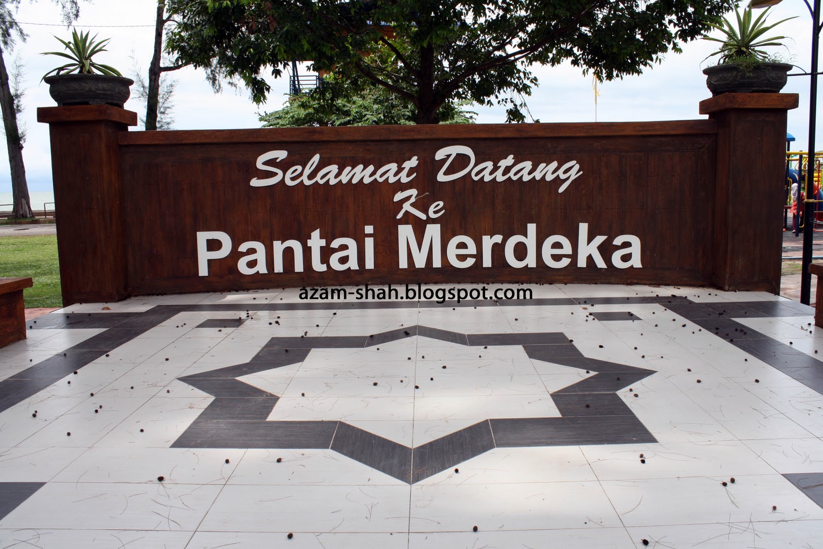 moment:): PANTAI MERDEKA