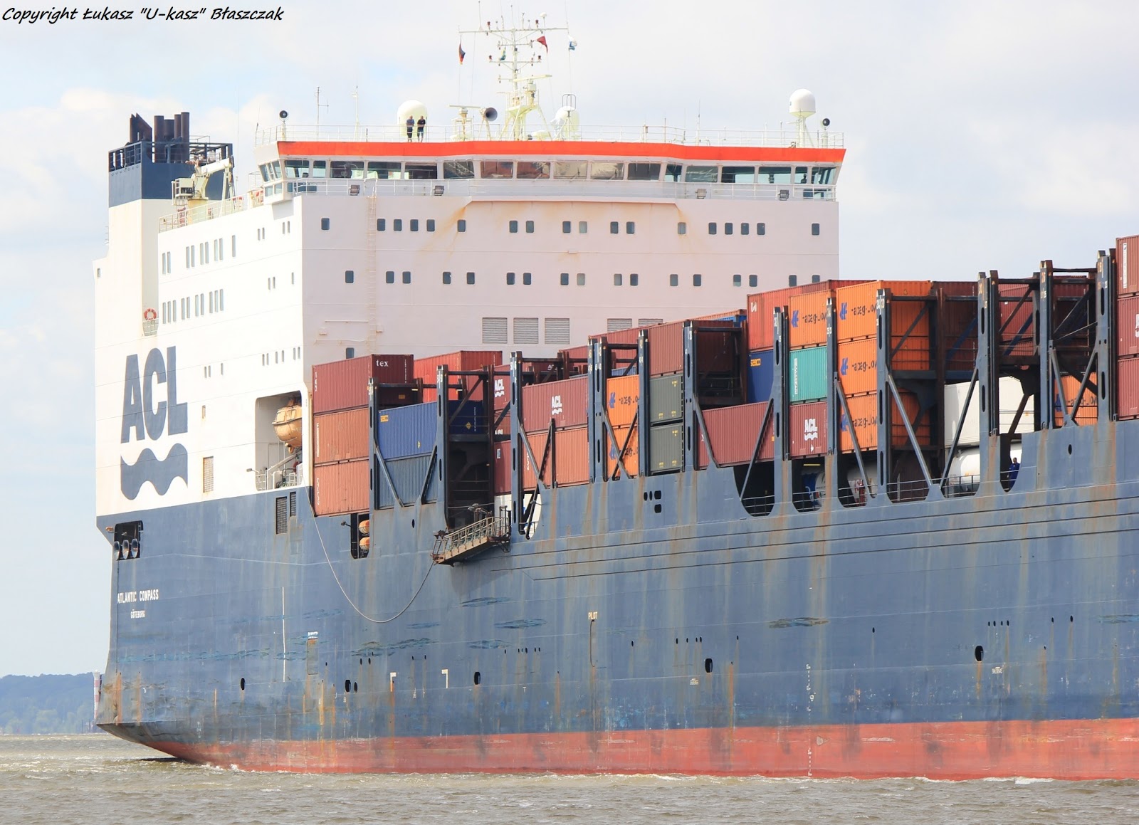 W obiektywie shipspottera czyli z migawką nad portową sadzawką: Z cyklu ...