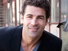 Los Ojos del Espectador: Michael Scratch