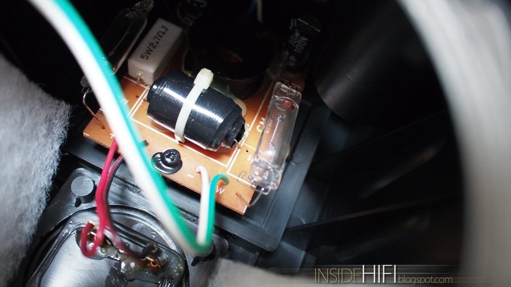 Inside Hi-Fi: JBL CM42