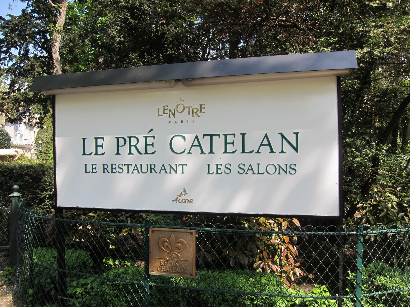 Le Pre Catelan, Paris France | Endo Edibles