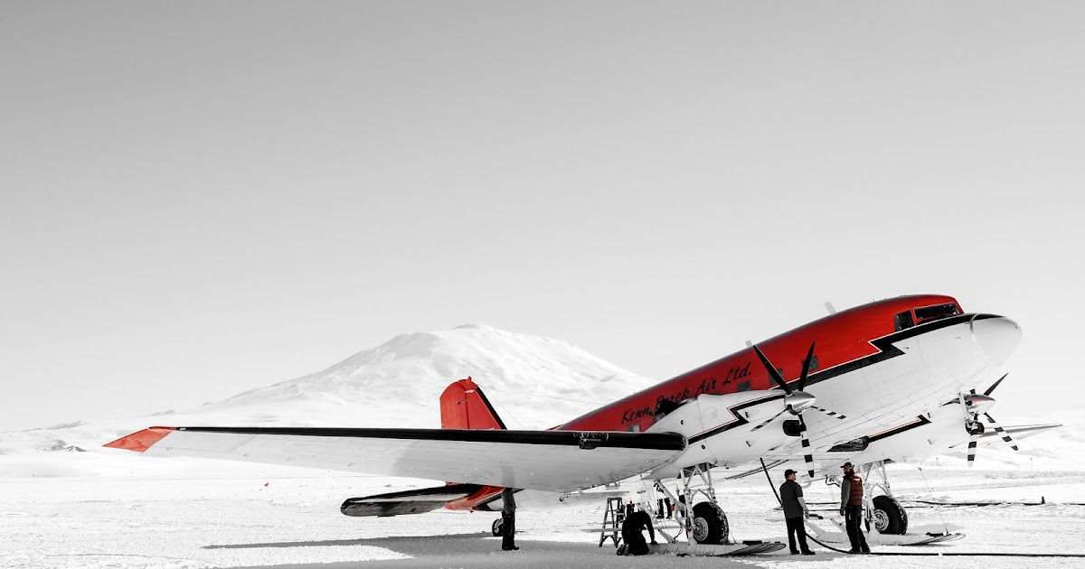 Nikko Photography ::..: Antarctica 2017-18: Leaving for Siple Dome on ...