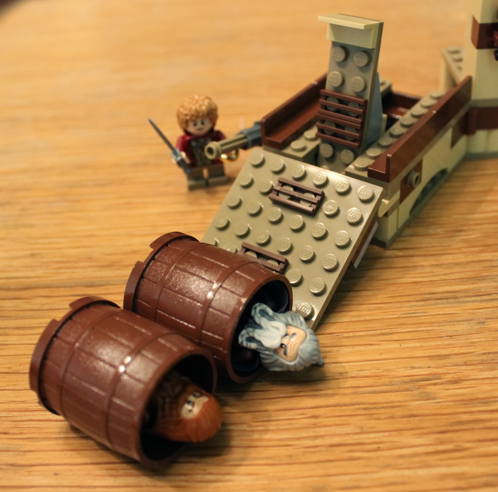 Sons of Twilight: Lego Hobbit: Barrel Escape