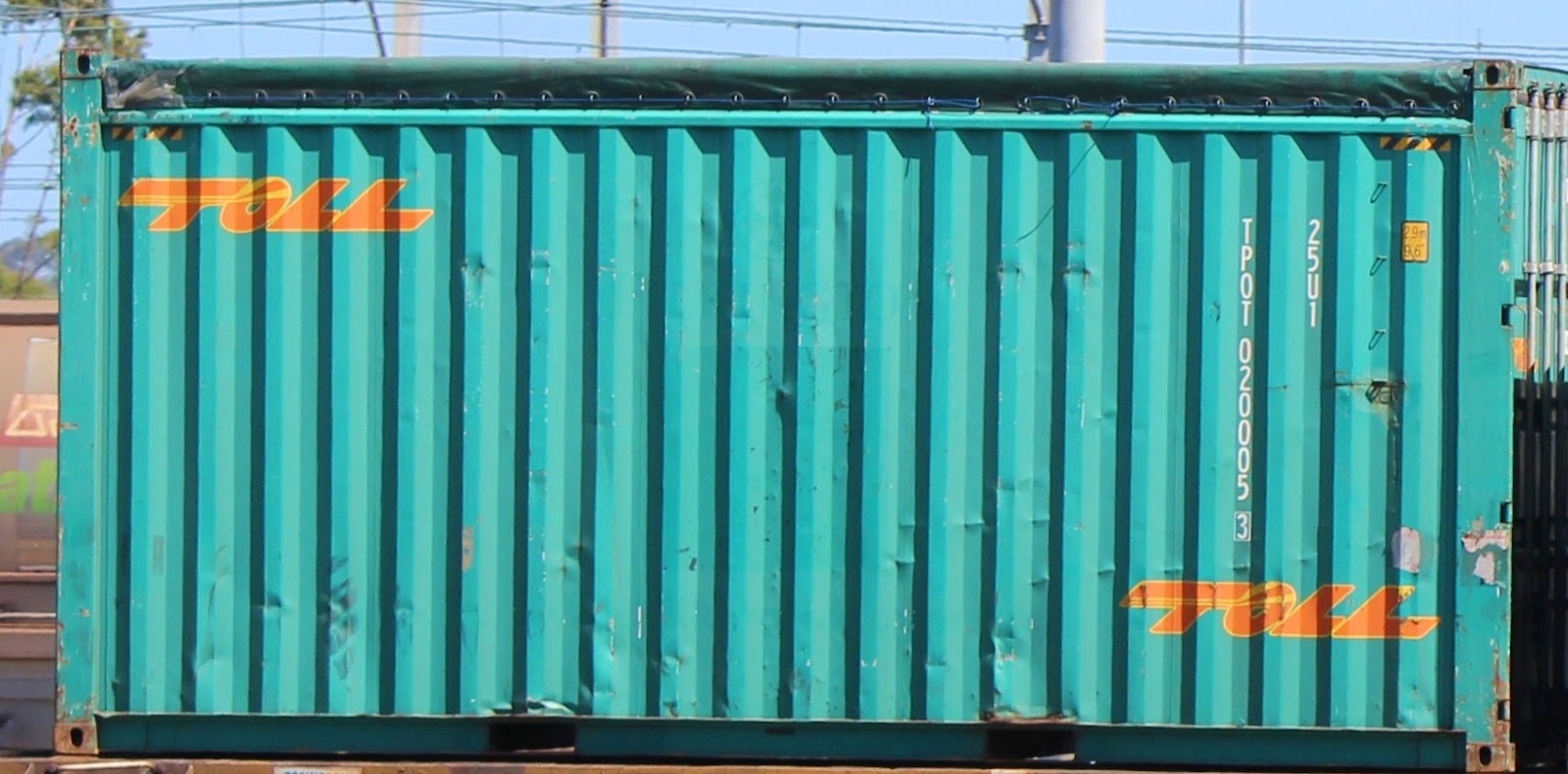 rusted2therails: Toll containers