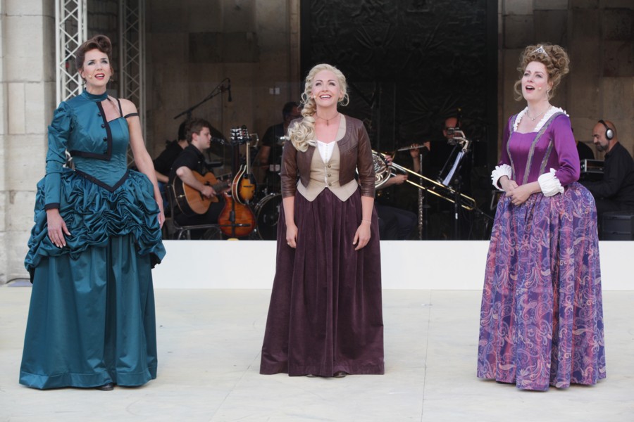 Abenteuer Der Lady De Winter ansehen 4320p 16:9 - downaup