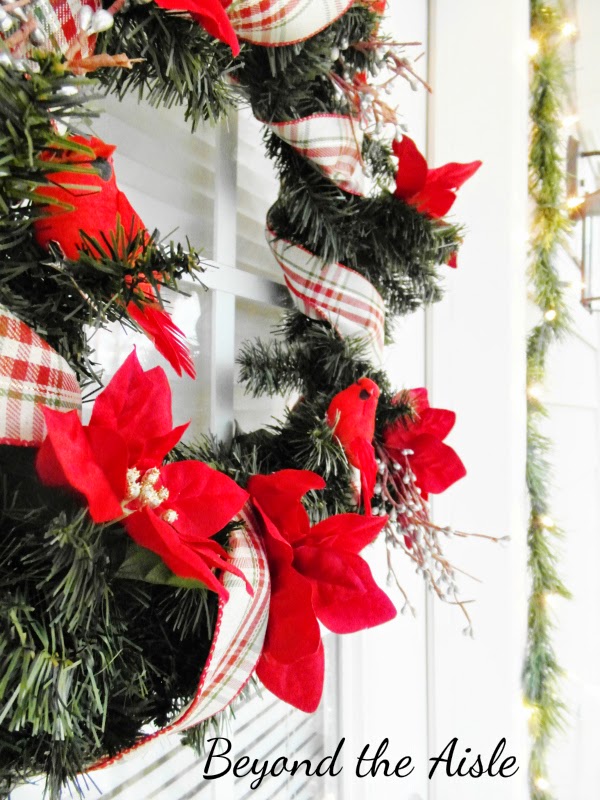beyond the aisle: DIY Cardinal Christmas Wreath