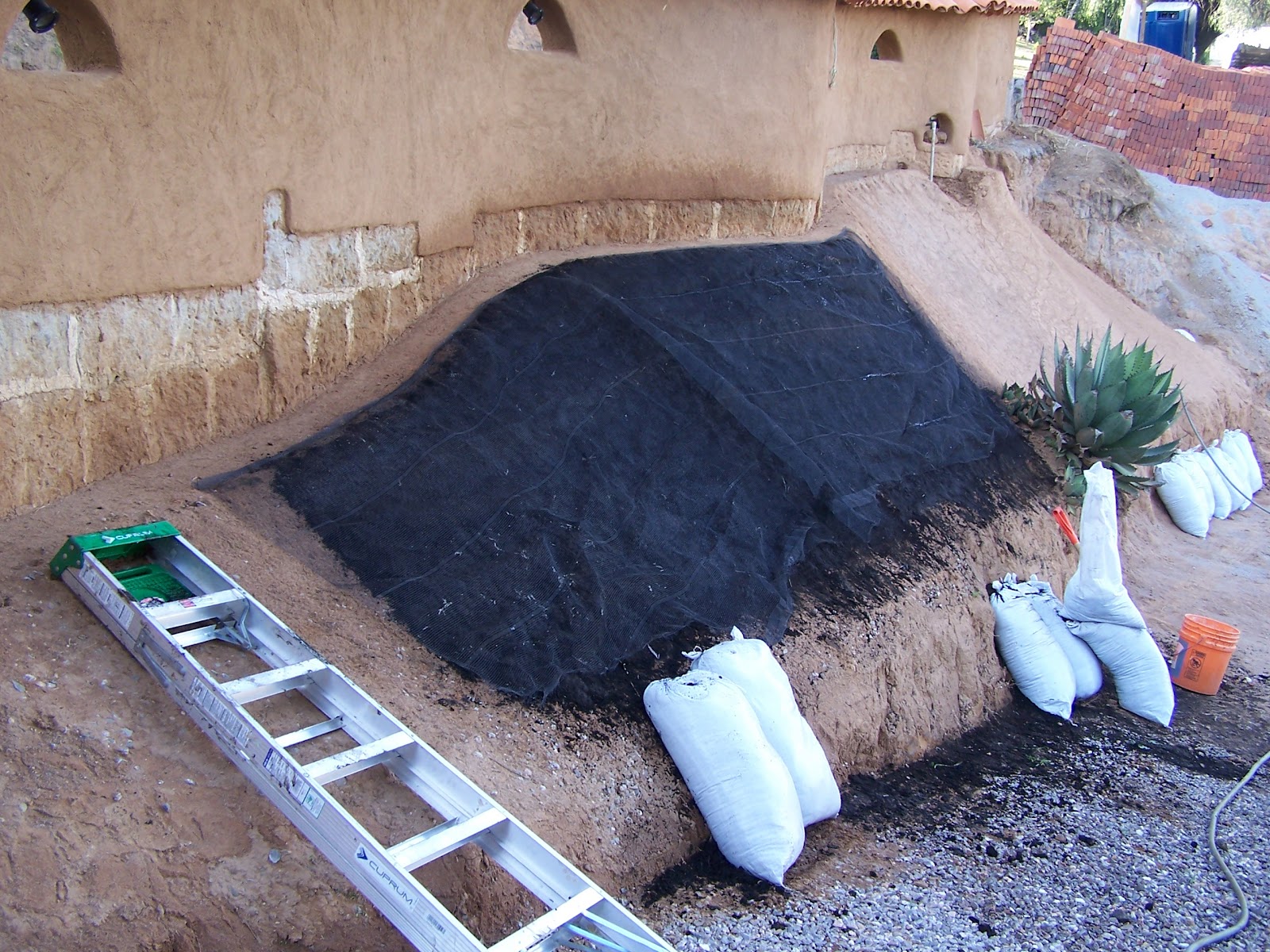 Construyendo naturalmente / Natural building: Embelleciendo y ...