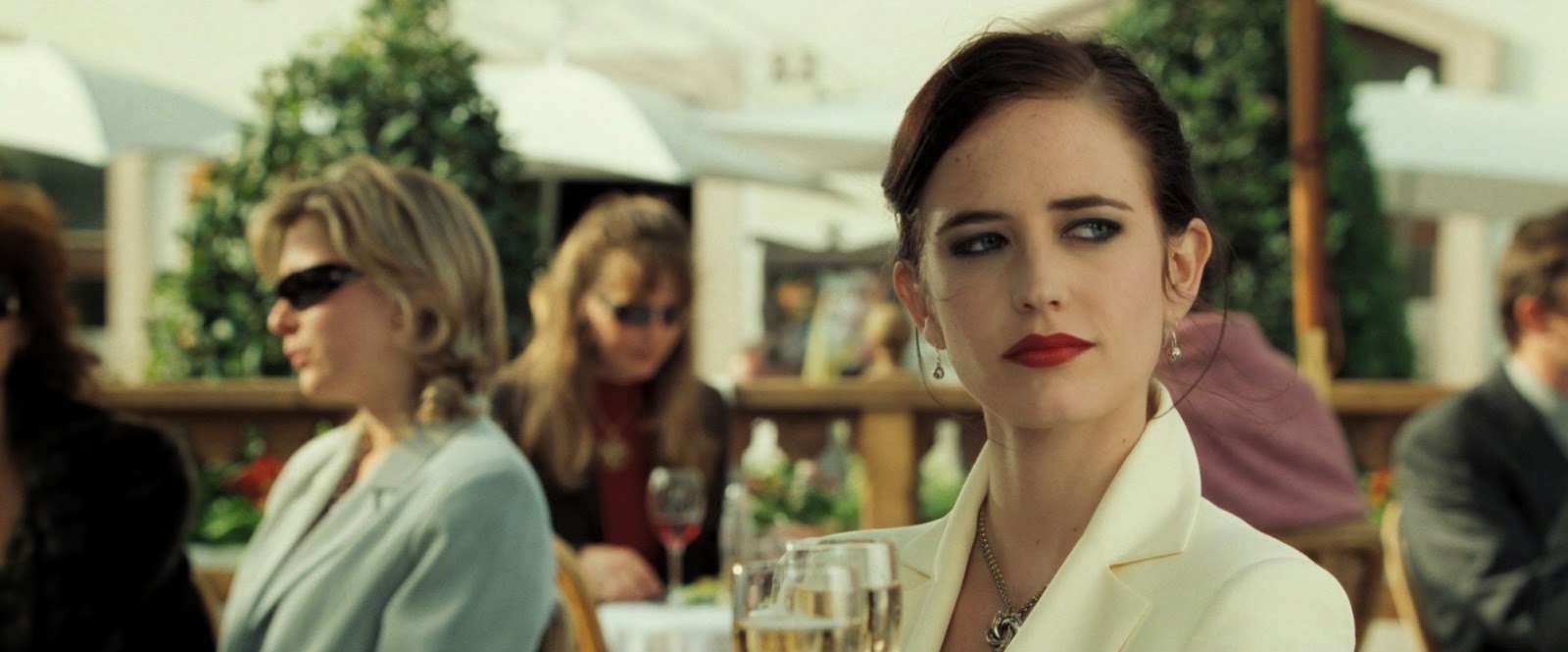 F This Movie!: Lynd, Vesper Lynd