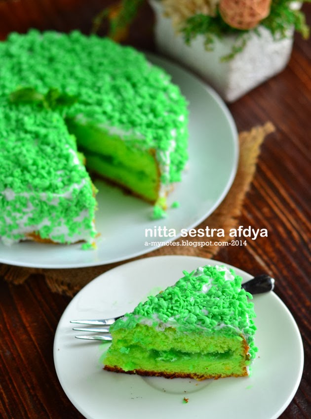 Green Forest Cake
