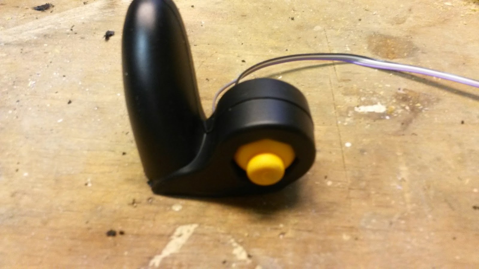 Projects: A better gamecube controller? (Part 3 of 3: The Case)