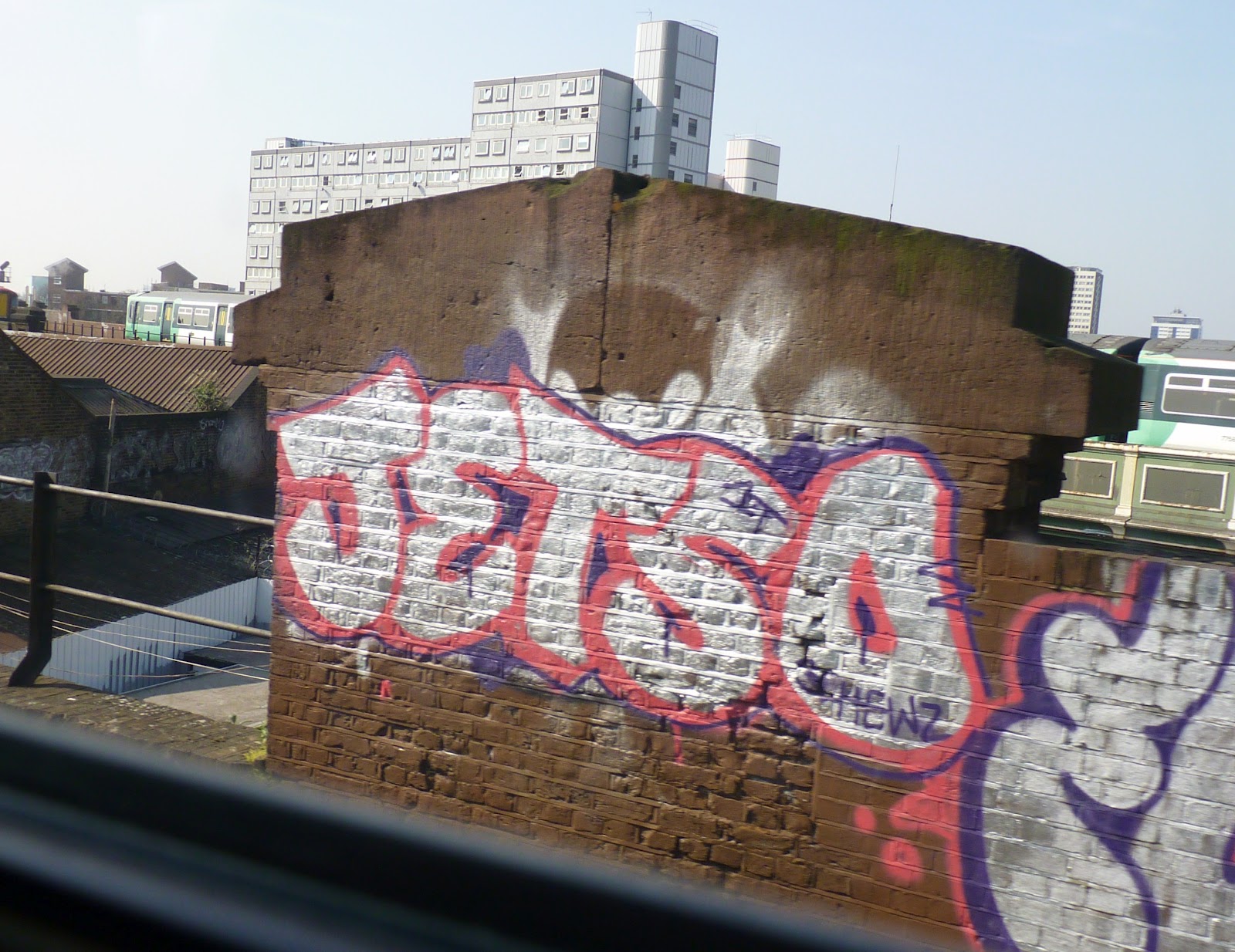 LondonCityGraff: March 2012