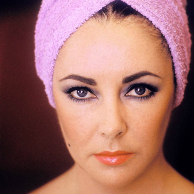 Elizabeth Taylor And Those Oh-So Beautiful Violet Eyes [ Being Ron ]