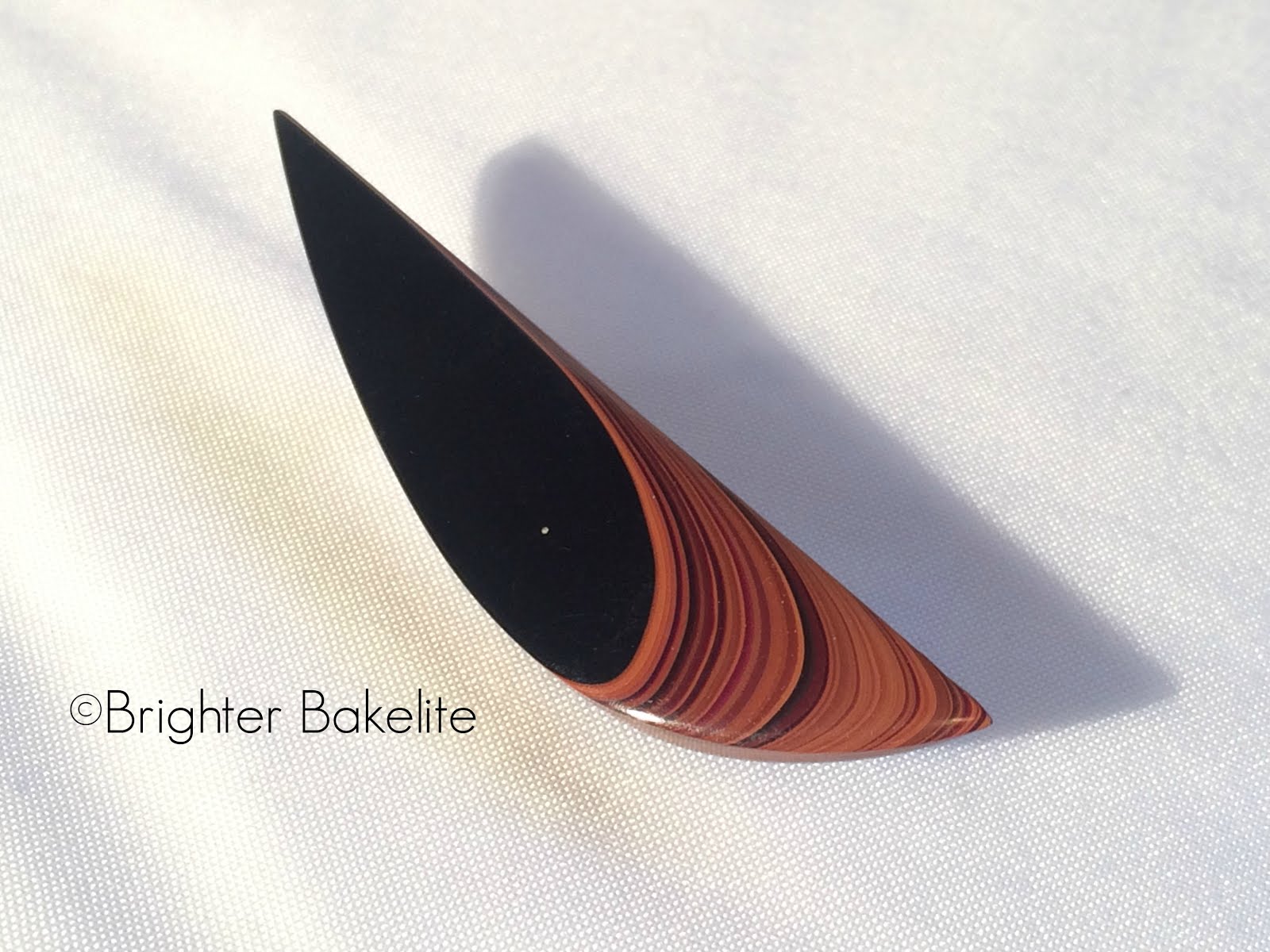 Brighter Bakelite: "Camo" Bakelite: Actual Bakelite, Car Paint, or what?