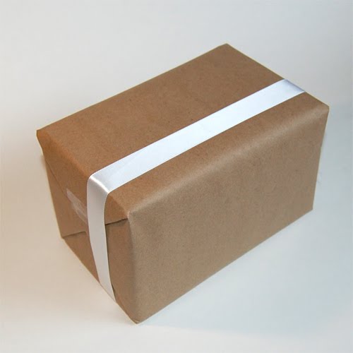 The Craftinomicon: Gift Wrap: Ribbon Plaid