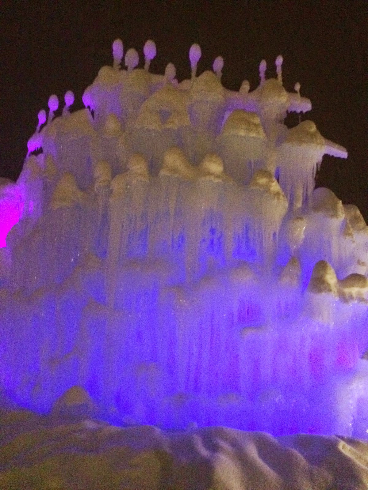 A Lovely Life, Indeed: Ice Castles at Loon Mountain...a Winter ...