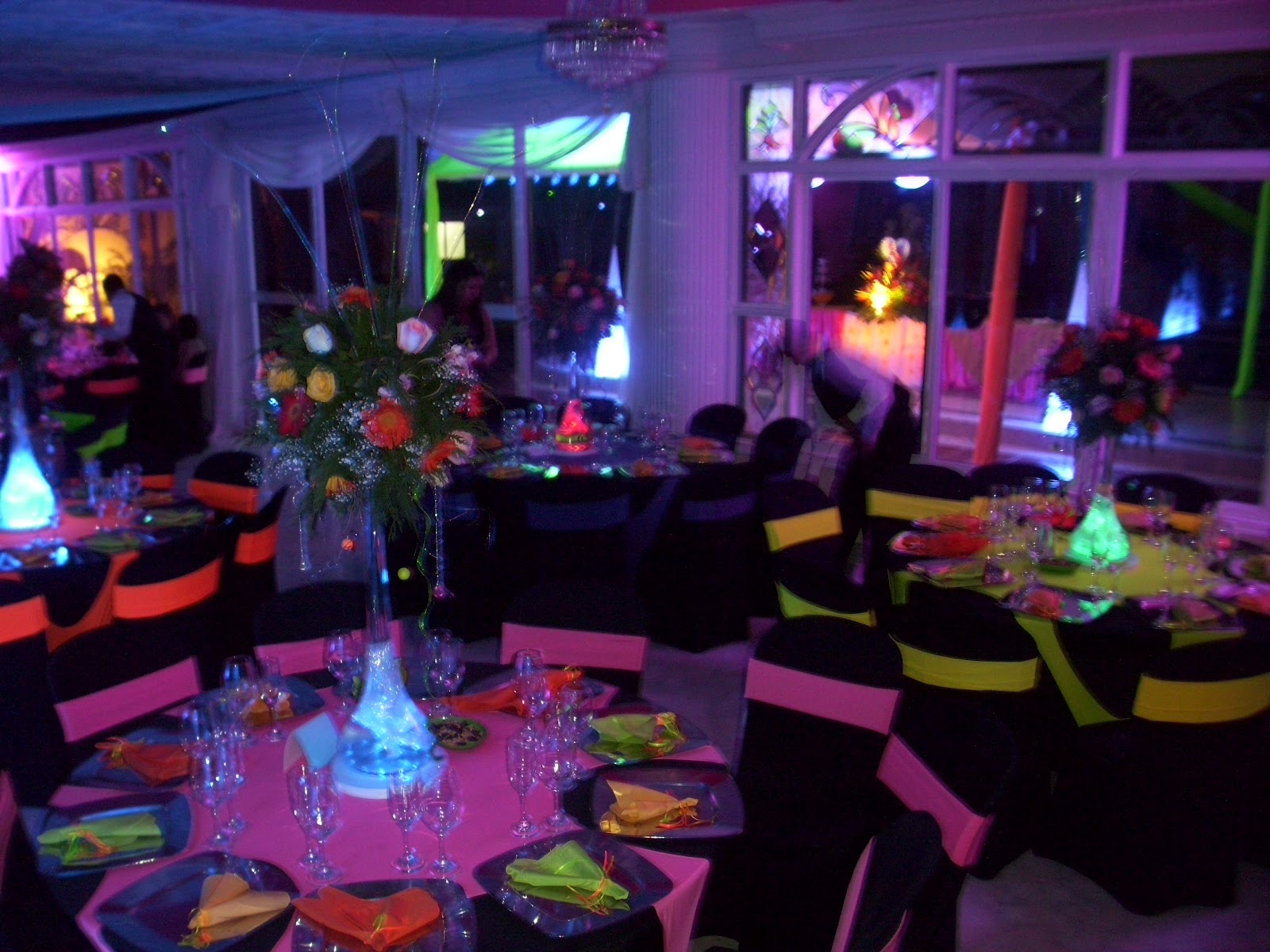 Salón Cascajal - Casa # 5: Temática Neón