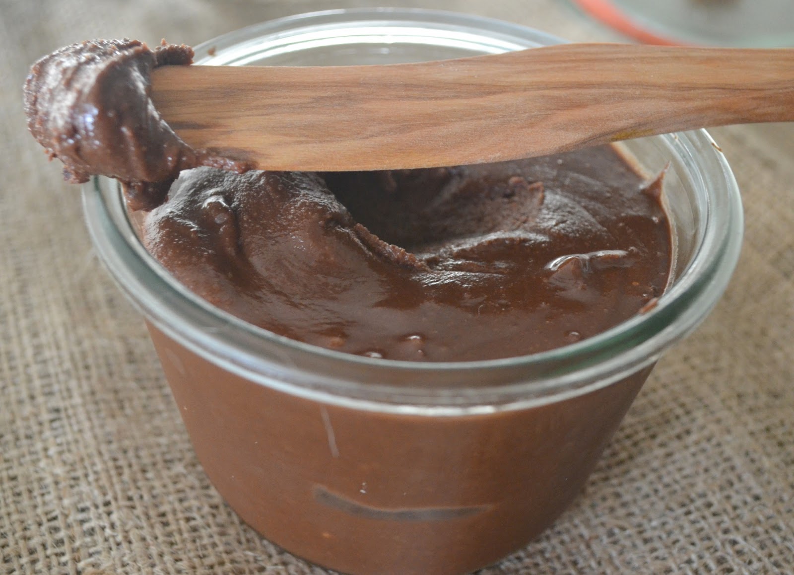 Candy Girl: Baked Sunday Mornings - Chocolate Hazelnut Spread
