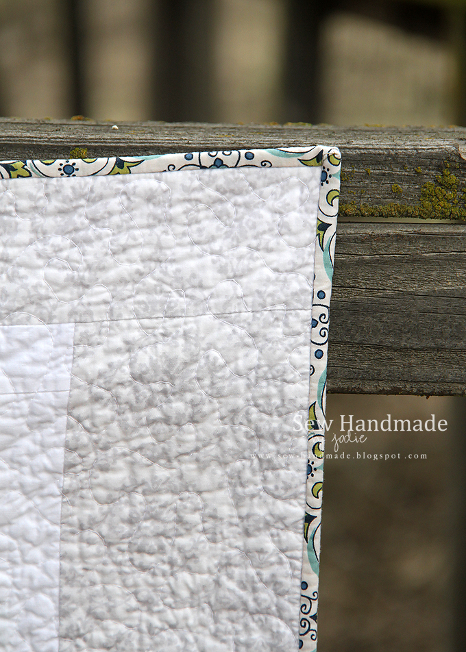 Sew Handmade: Little Houses Baby Quilt