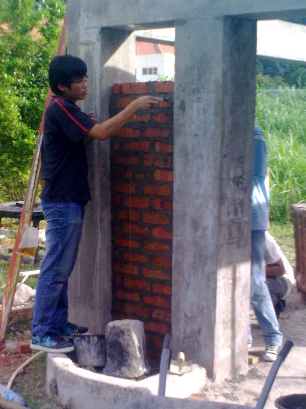 Students Building Projects: 11. Brickwall construction