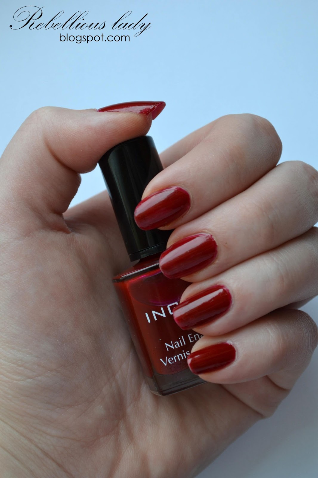 Rebellious lady: Lakiery, wzory