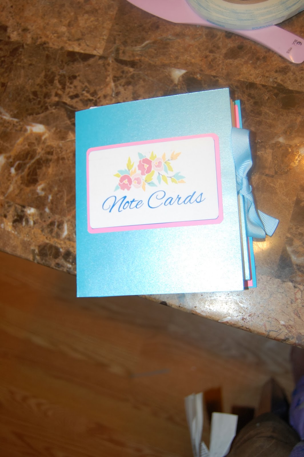 Daily Crafts : Note cards with holder