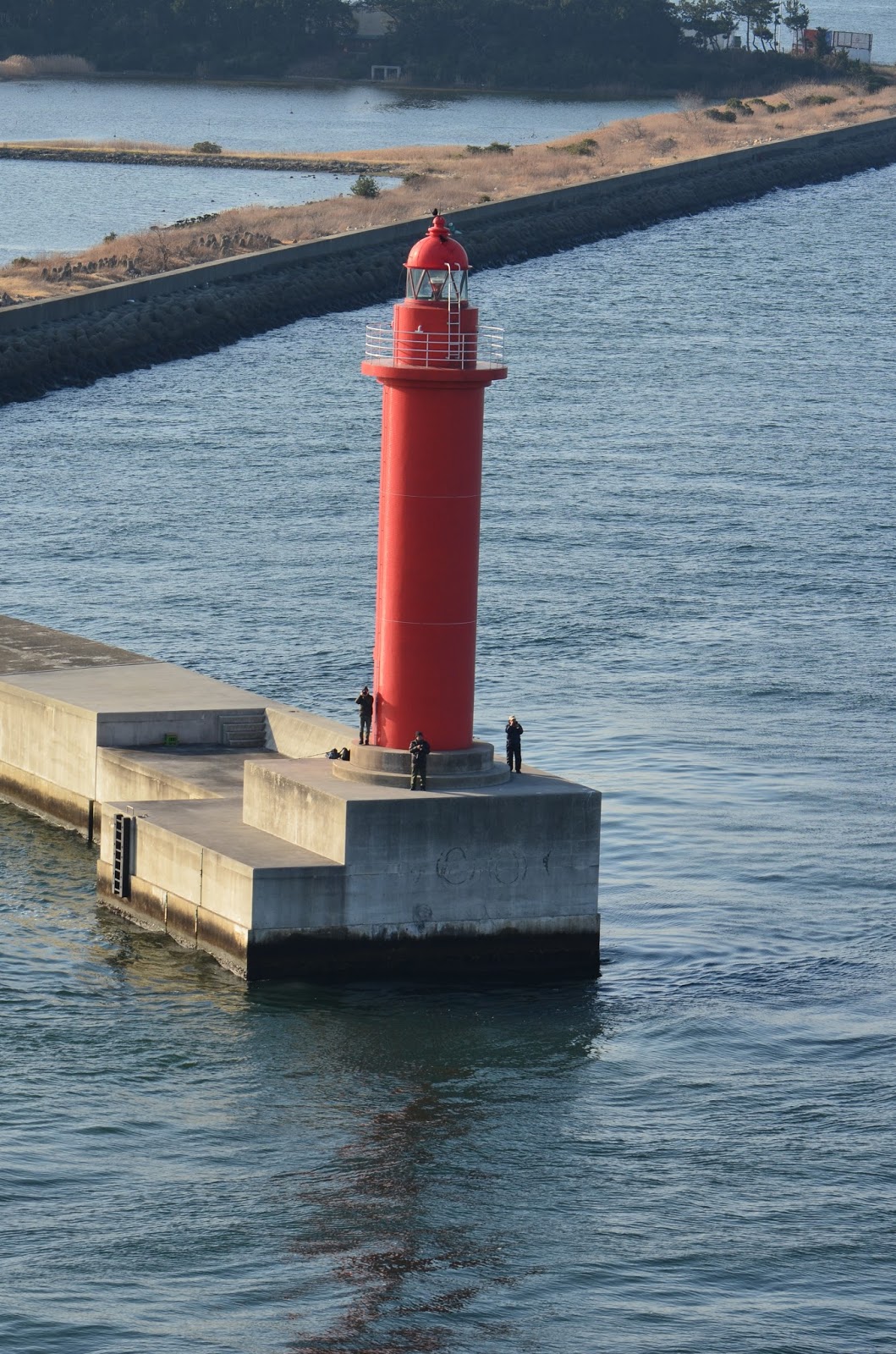 Neal's Lighthouse Blog: Osaka Main South Breakwater Lighthouse - Osaka ...