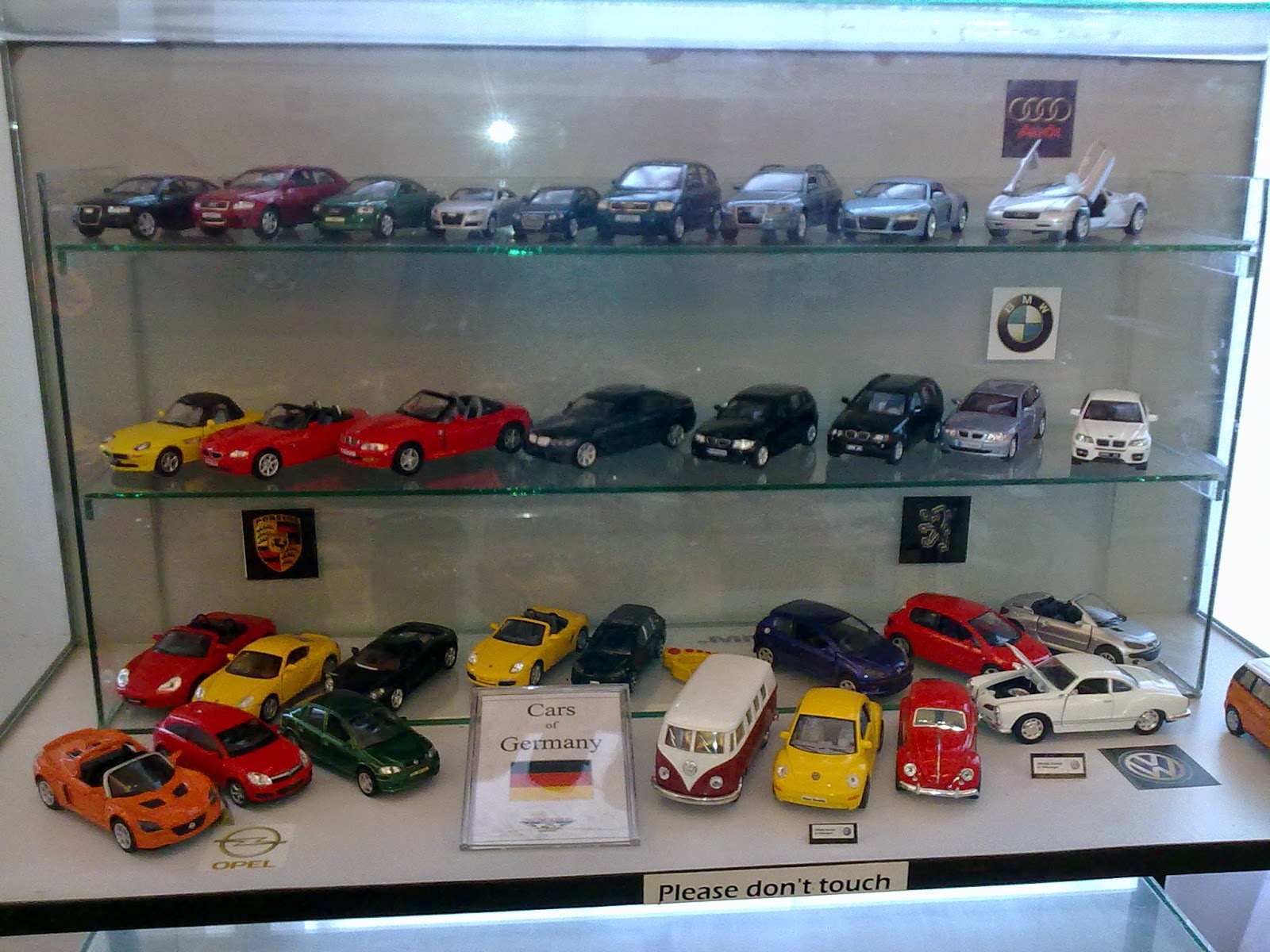 Model Mini Car Museum - A Complete Photo Gallery - 2