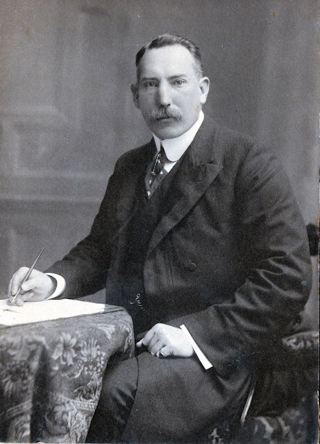 AboutAran.com: A Blast from the Past.