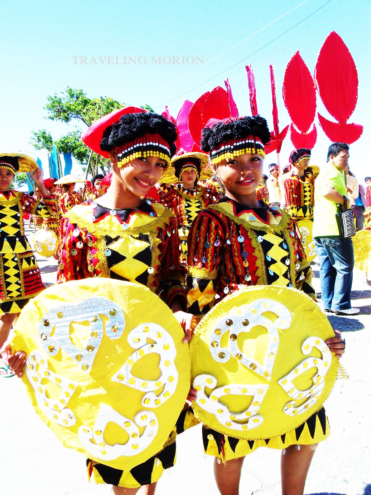 Traveling Morion | Travel + Photography: 7107Islands' Fiesta| Bonok ...
