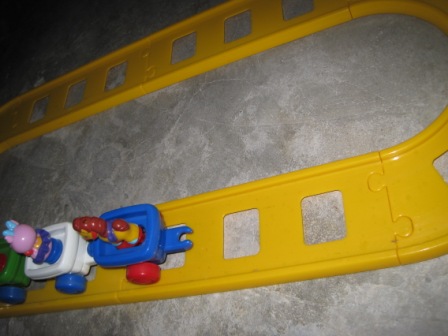 JuaiMurah: Chicco Train & Track