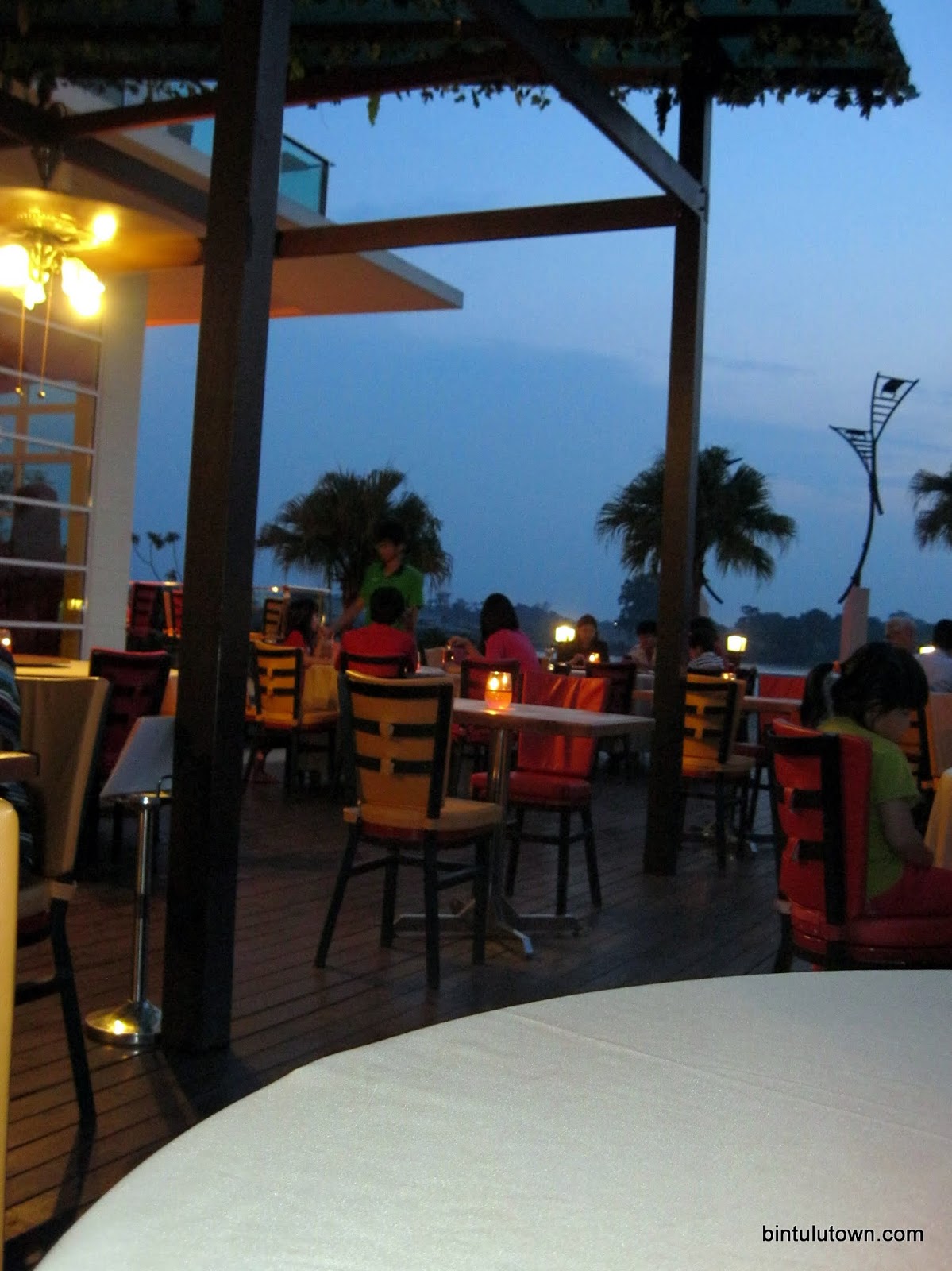 The Esplanade Restaurant at Waterfront Bintulu