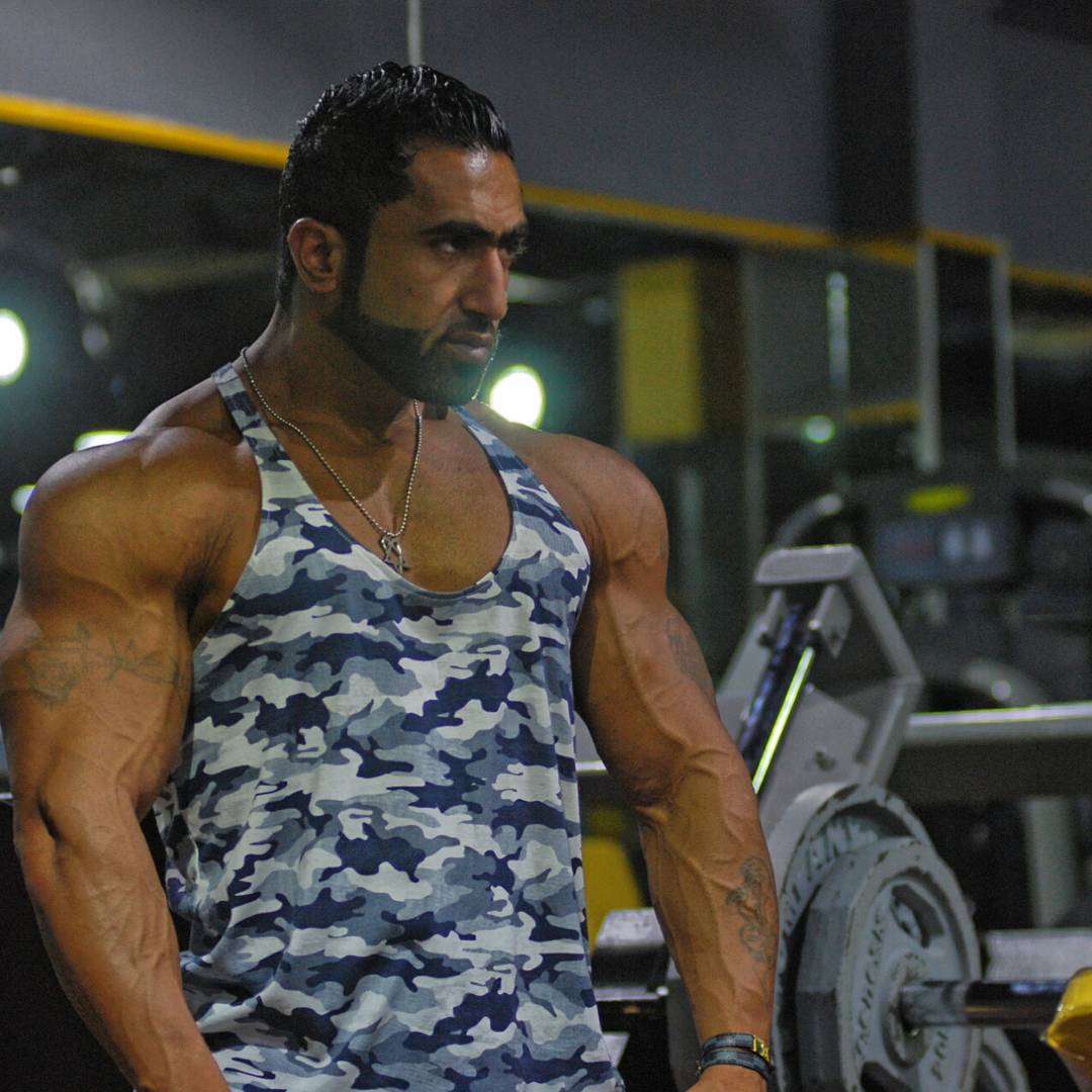Muscle Lover: Lebanese bodybuilder Bumaya Abbas Awada (2)