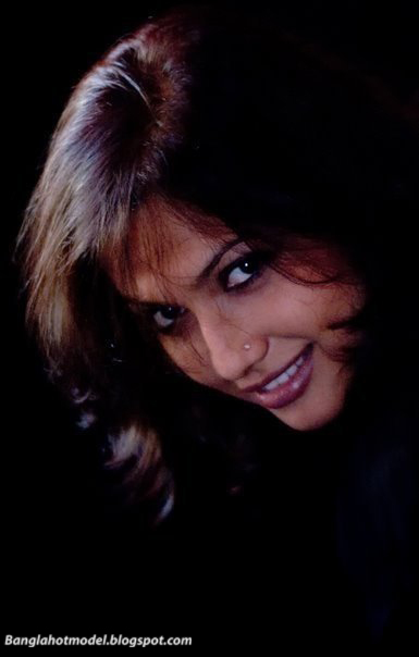 Bangladeshi Hot Model and Sexy TV Actress Picture, Photo and Wallpaper Collection: Nadia Nasim ...
