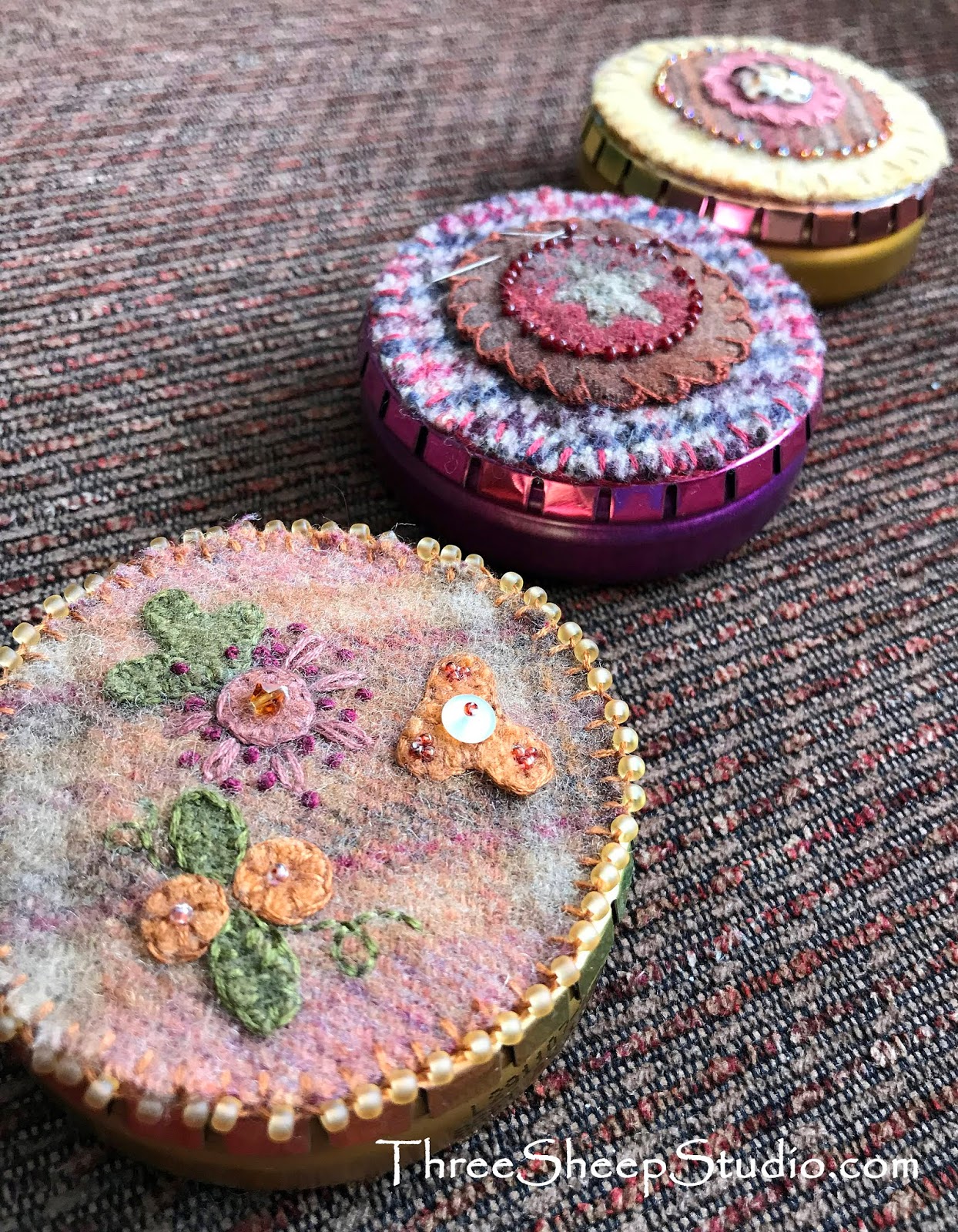 Three Sheep Studio: Small Stitching Treasures...