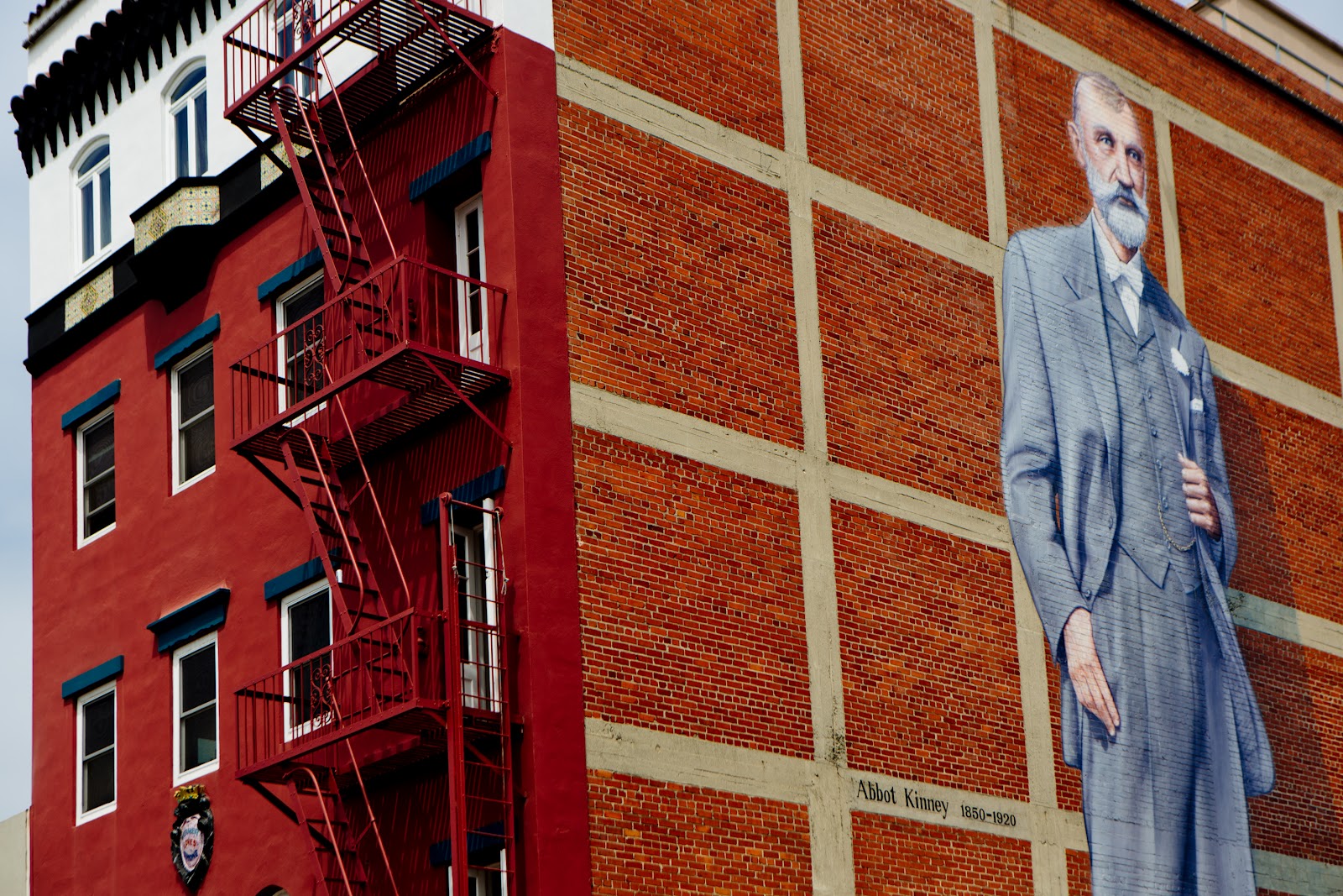 Tao Ruspoli's Blog: Architectural tour of Venice, CA with Mark Mack