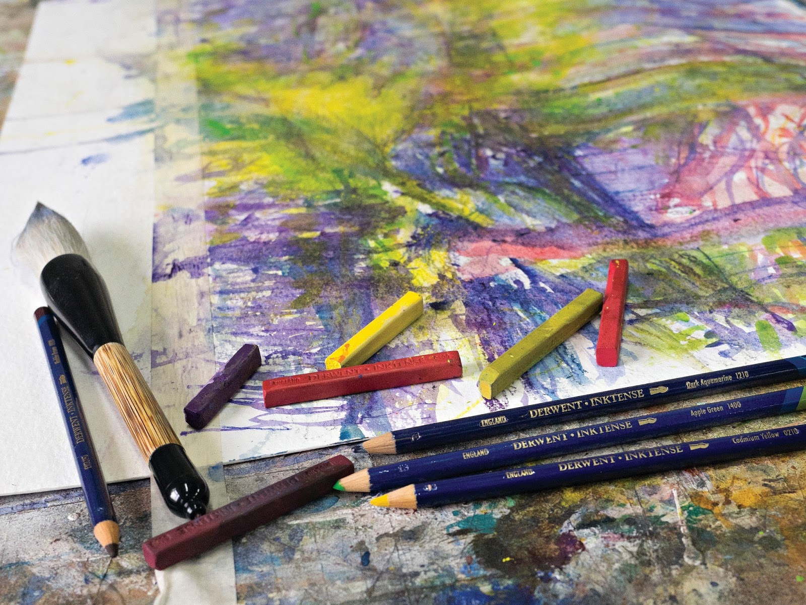 Robert Dutton Artist: Derwent Inktense workshop brighten everyones day!