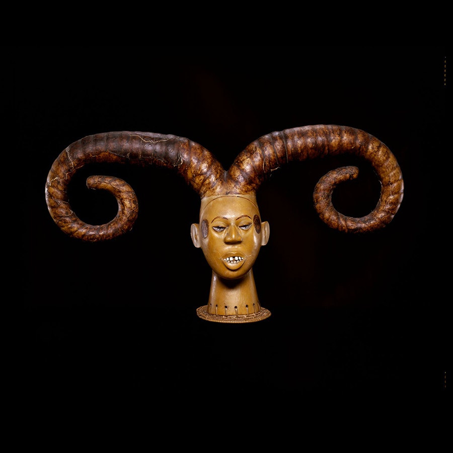 Sombras del Bosque: Pastilla Mitológica: Abassi, El Creador