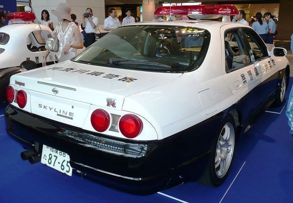 DorifutoZoku: R33 Nissan Skyline GTR 4-Door