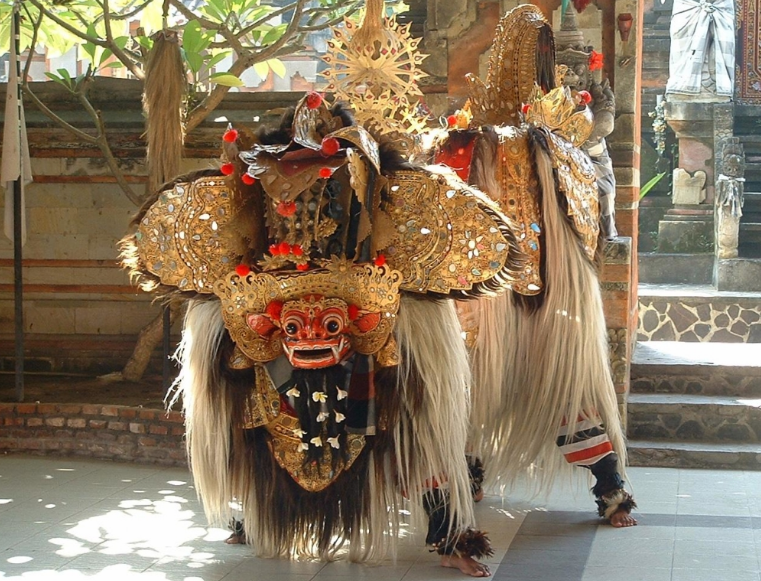 Tari Barong Ubud – Seni Budaya Bali Yang Mendunia - Gudang Informasi