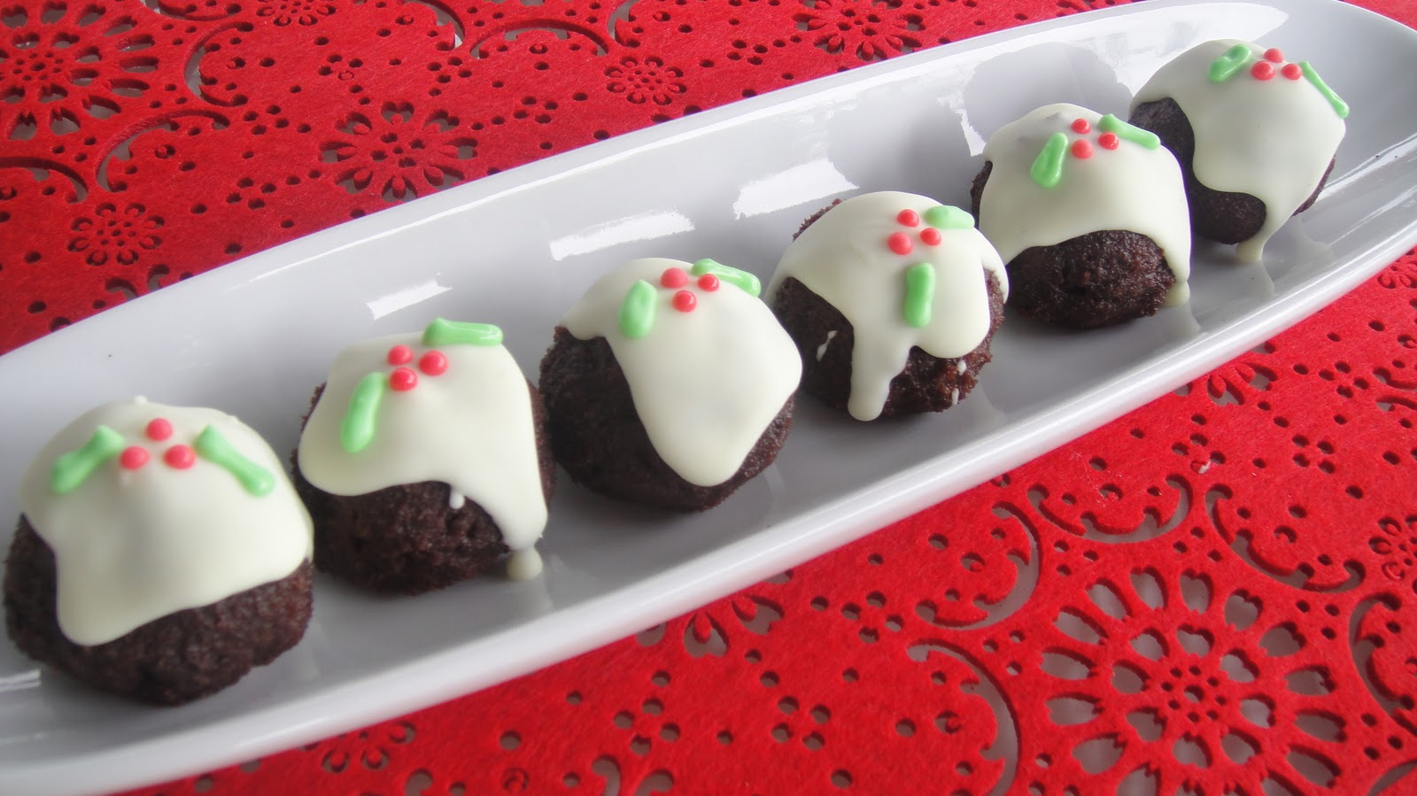 Mums in the Kitchen: Mini Christmas Puddings