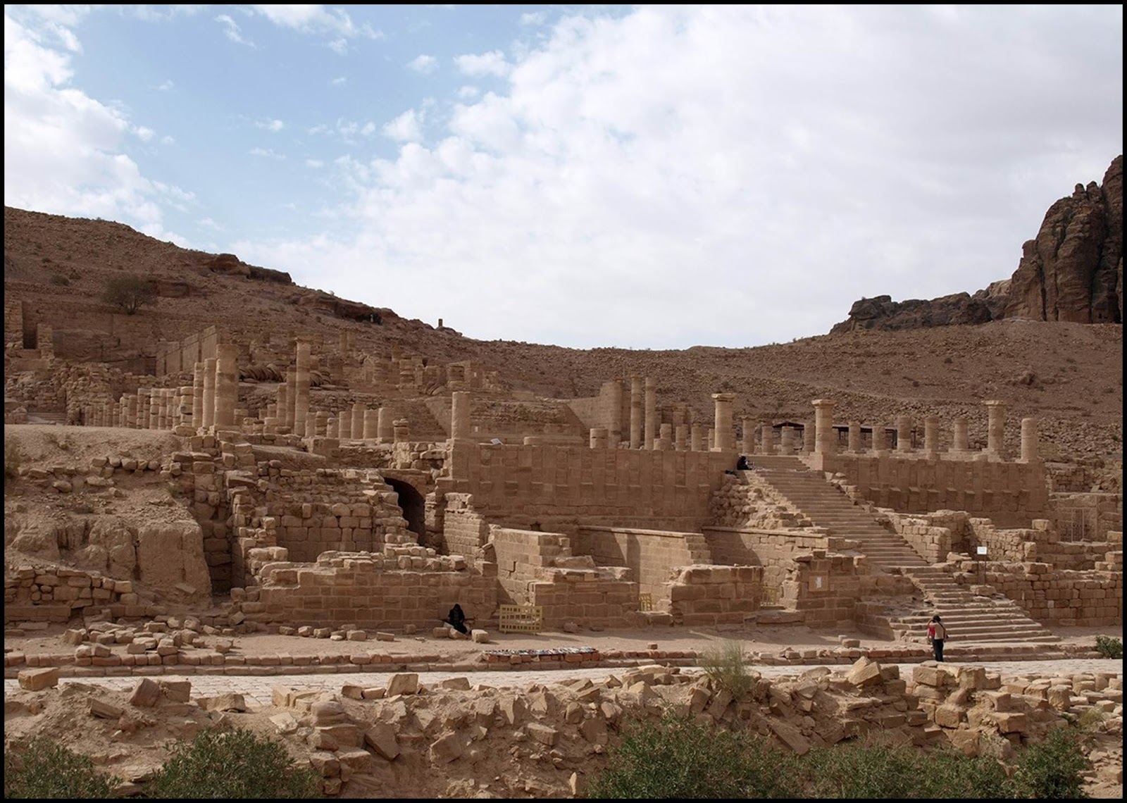 Travel Great Temple of Petra: Travel the largest structure of ancient ...