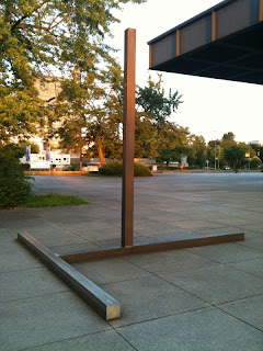 MONOCHROMATIC AXONOMETRIC: Steel masters