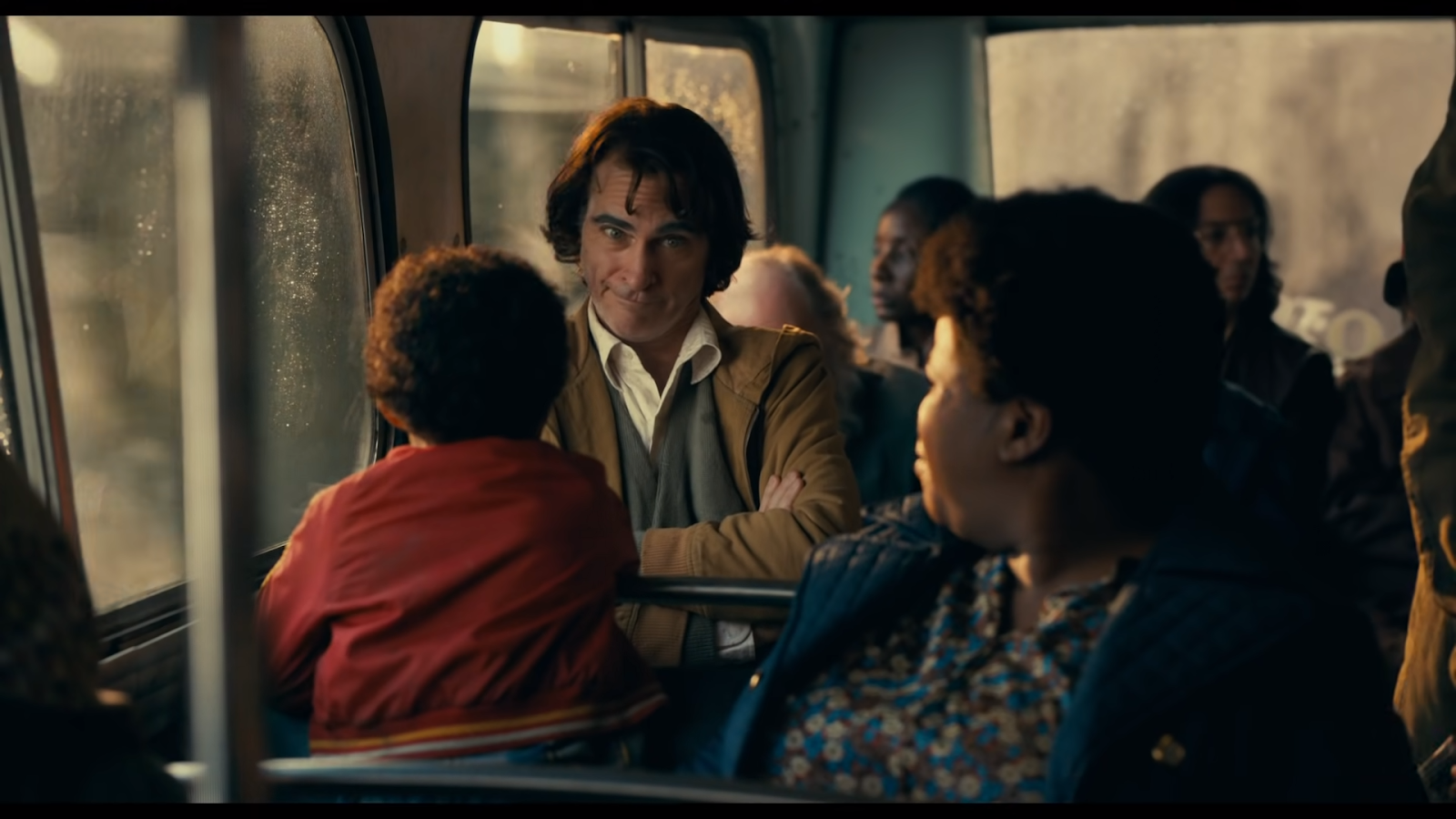 "Joker (2019)" Review dan Analisis (Heavy Spoiler!): Tawa Ditengah ...