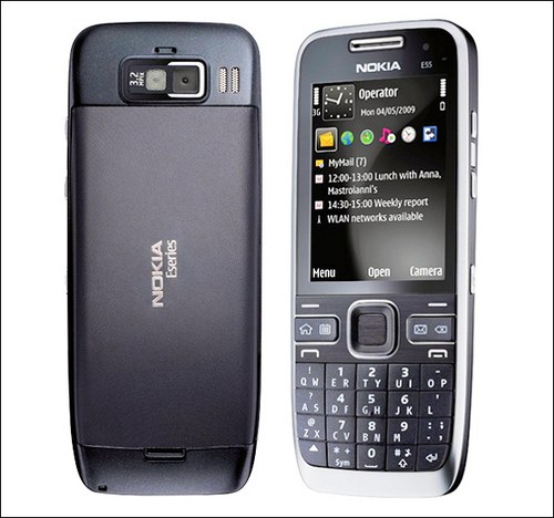 Latest Mobile Phones: The Nokia E-55 in Good Look