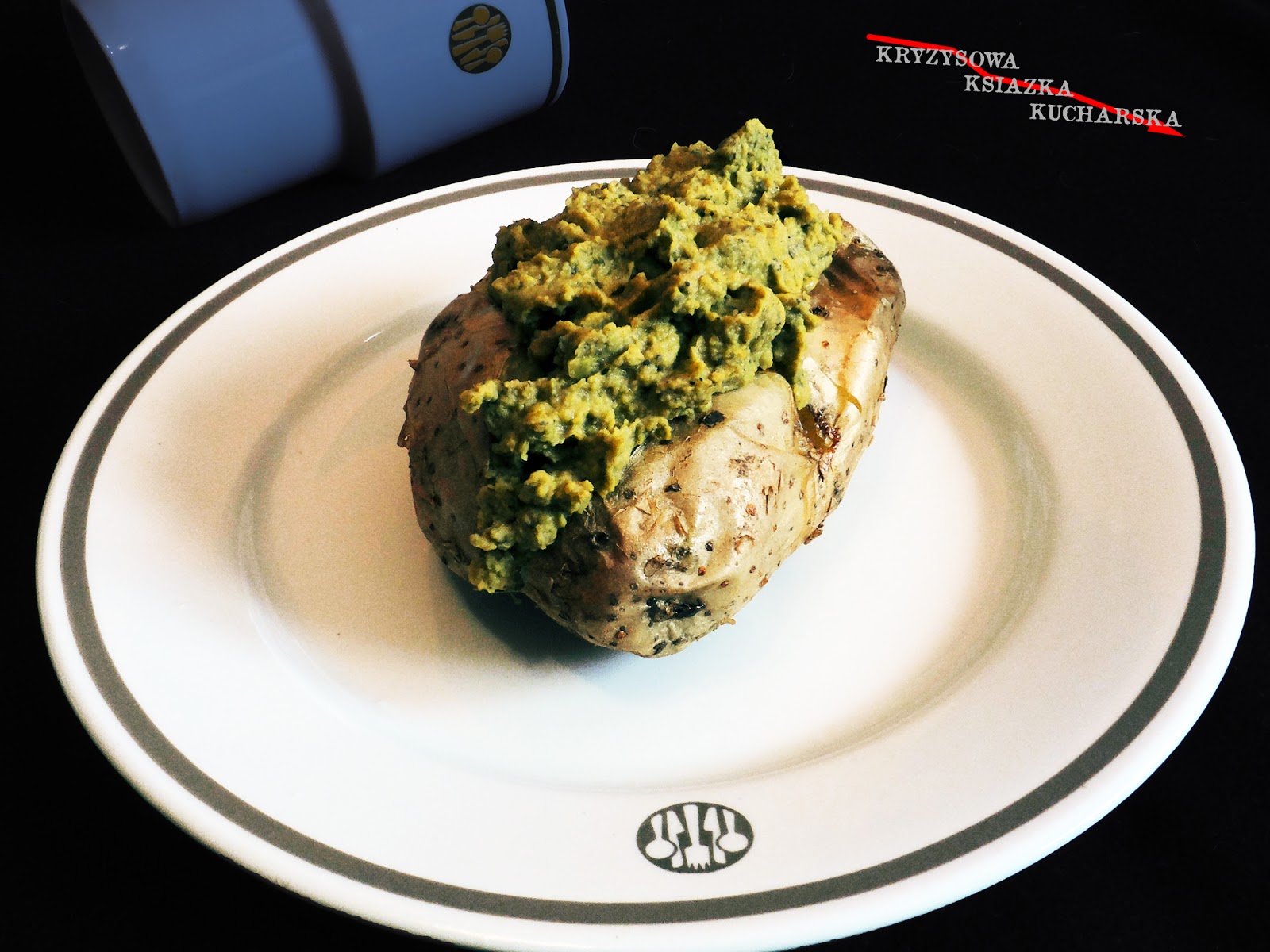 Kryzysowa Książka Kucharska: Bulwa z groszkowym pesto