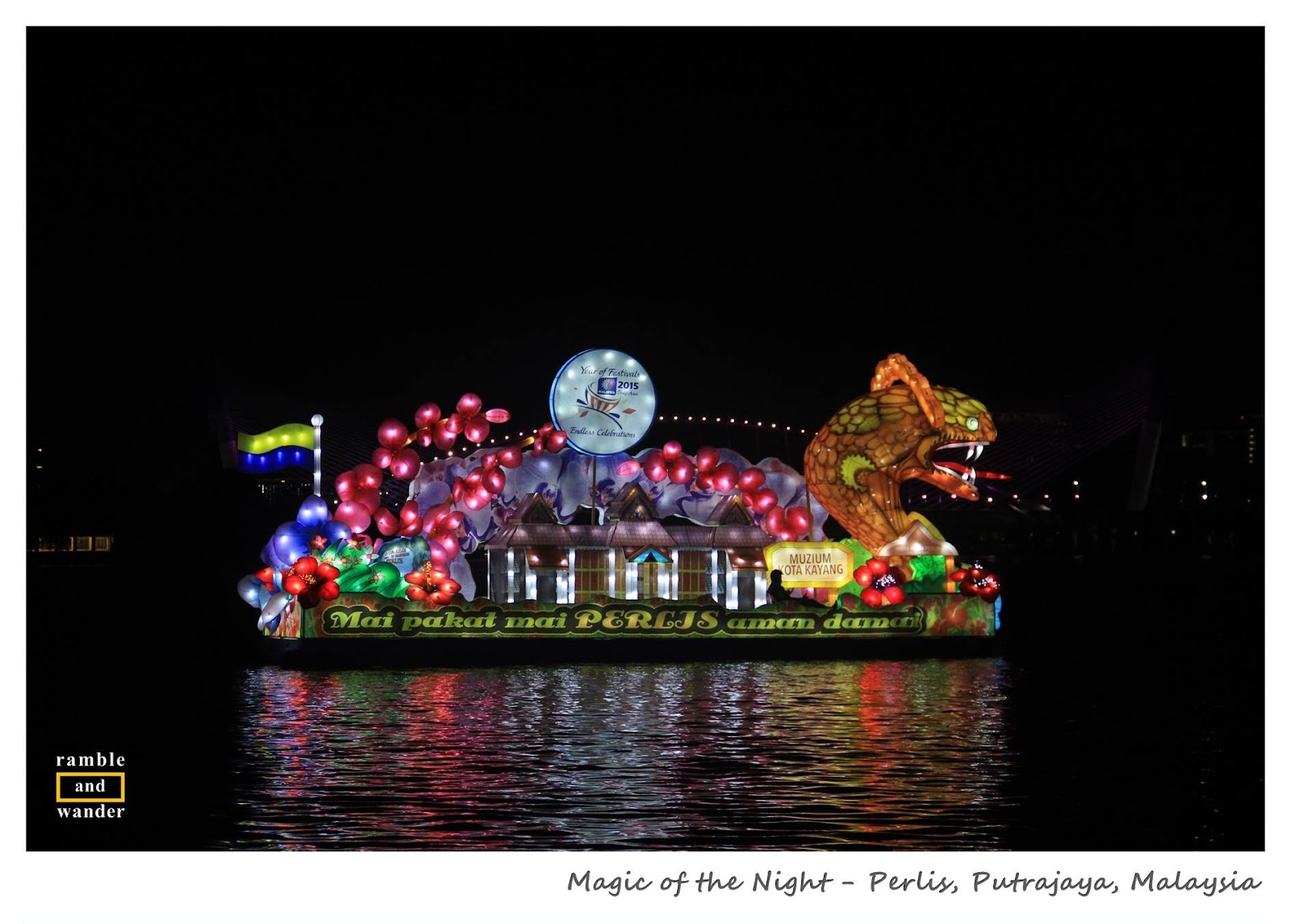 Malaysia: Magic of the Night in Putrajaya - Ramble and Wander