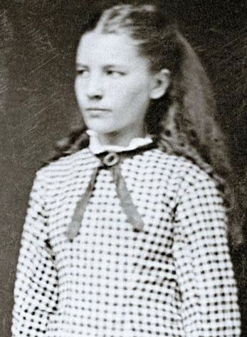 Laura Ingalls's Instagram, Twitter & Facebook on IDCrawl