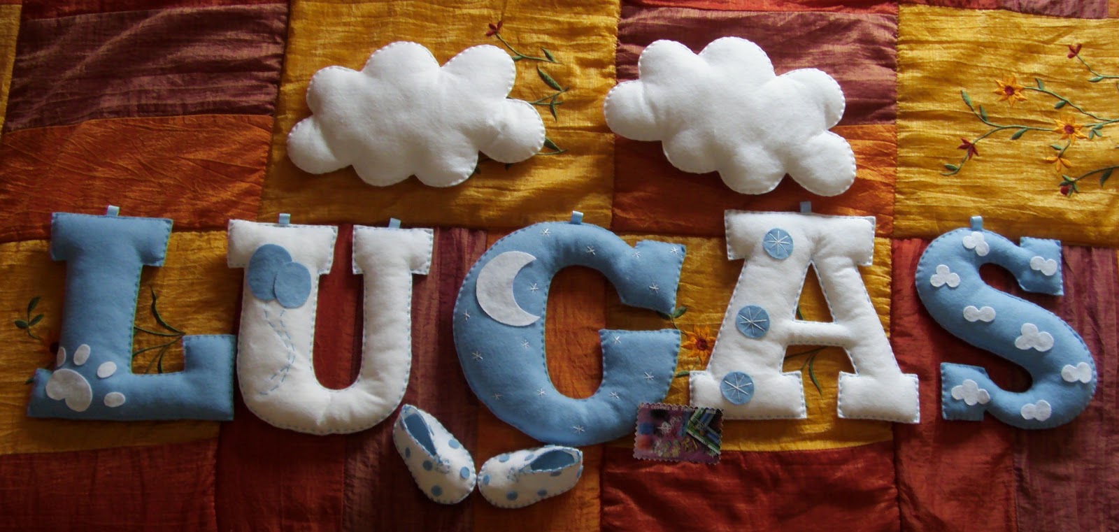 Mis Cosines de Fieltro y Azúcar: Cosines para LUCAS (con letras grandes!)