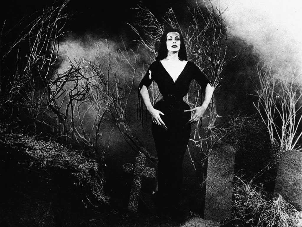 Elvira: A Rainha das Trevas (Elvira, Mistress of the Dark, 1988) Lady ...